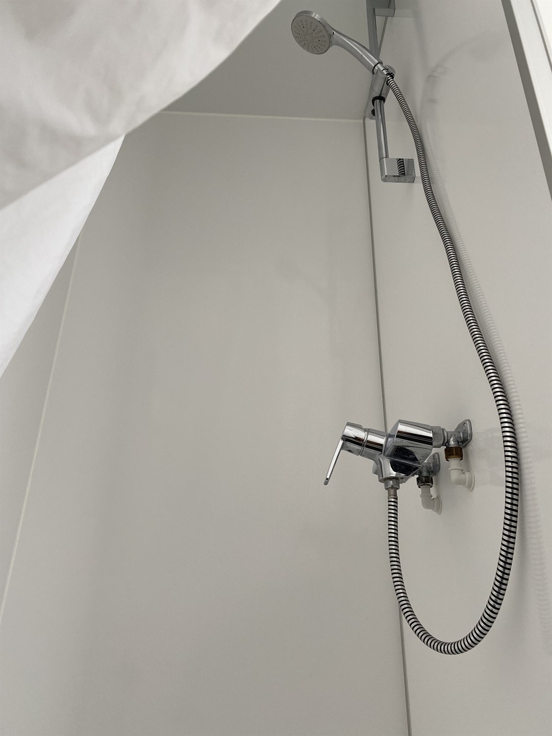 Bad Mobil med 1 komplet badeværelse